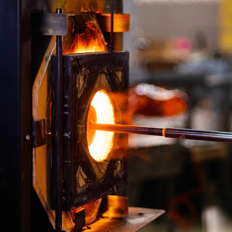 Making DutZ Glass: Handcrafted Mouth-Blown Hand-blown Vases & Decor ...